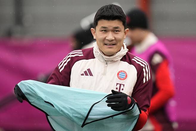 ‘철기둥 김민재 ‘6g 연속 선발 출격→치명적 실책 만회할까···바이에른 뮌헨 브레멘전 선발 라인업 공개 분데스 라인업