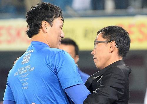 방송에서 안 보이더니 ‘강의료로 떼돈 벌고 있는 방송인 연예는 내운명