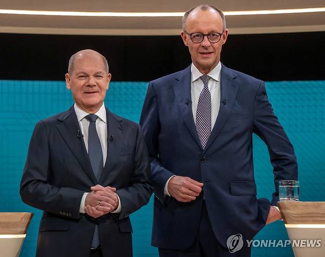 독일 총리 내가 봐도 공격적tv토론 판정승