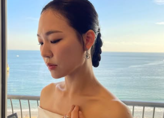 결혼식을 안 올려서 팬들도 유부녀 된 줄 몰랐다는 배우 무비이락
