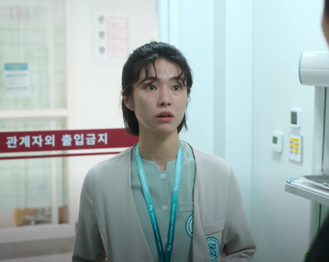 중증외상센터 천장미 배우 하영 작정하고 꾸미면 이런 느낌 뷰티패션따라와