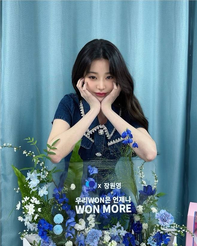 장원영 매일이 럭키비키 변치 않는 아름다움 뽐낸 미니원피스룩 대본은 내운명