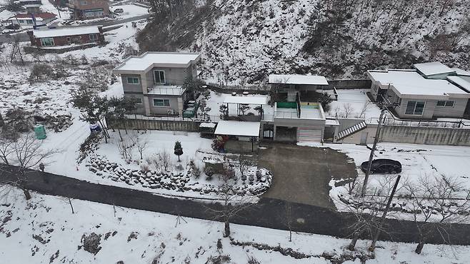 영상 여기 뷰 맛집인데” 가평 2층집은 왜 1억대로 떨어졌나 부동산360