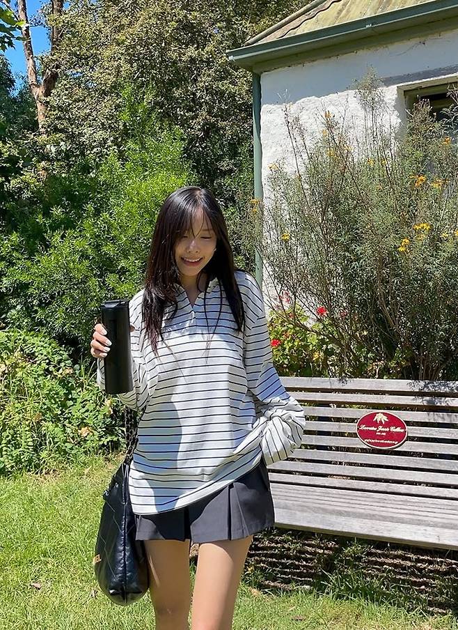 이솔이 셀럽 처럼 사는 개그맨 아내 호주에서 여친처럼 트라이프 프레피룩 패션엔