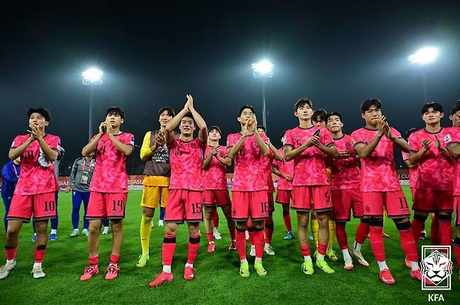 8강 확정 이창원호 D조 선두 놓고 日과 격돌전승 도전