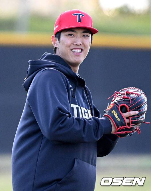 회복력 미쳤다! 수술 8개월 만에 80구라니…“재활 거의 다 됐다” KIA 1차지명 좌완 재기, 꽃감독은 낙관했다 [오!쎈 인천공항]