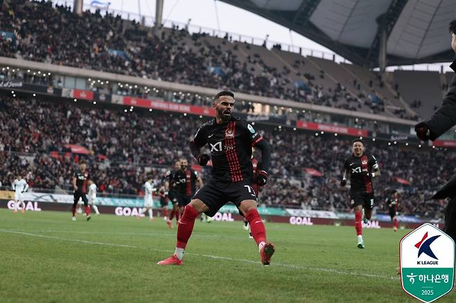 Goal 상암 ‘이게 1부지 Fc서울 린가드 루카스 연속골로 안양 2 1 격파 역사적 대결 승리