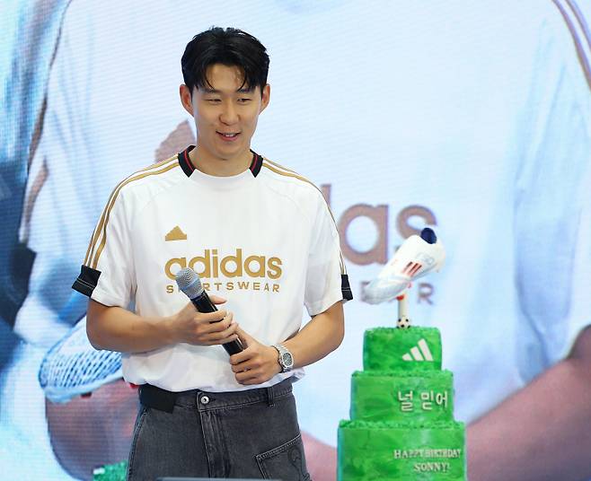어쩌다 ‘레전드 손흥민이 이런 대접을 다음 시즌 벤치 멤버” 대체자 언급까지