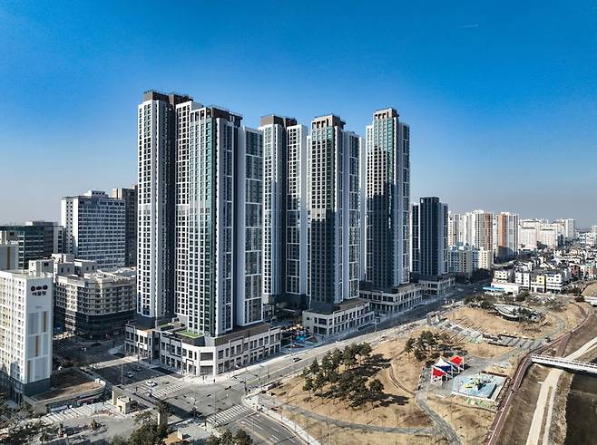 45층 스카이뷰 고덕 유보라 더 크레스트 내달 입주
