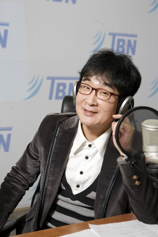 첫 결혼 놀이공원 통째로 빌렸는데 16살 연하와 재혼 결혼식도 못 올렸다는 연예인 스포엔 뉴세이