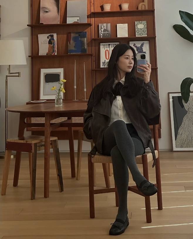 검사 사모님 한지혜 마르고 예쁜 3살 엄마 이기적 비율 뽐낸 미니원피스룩 뷰티는 내운명