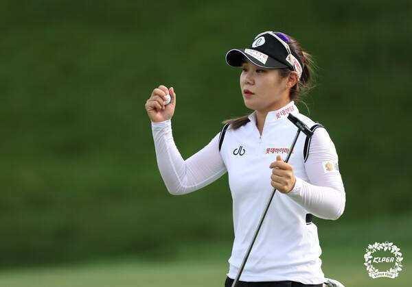 KLPGA투어, 2024시즌 '홀인원 명장면' 돌아보기… 새 기록 탄생할까