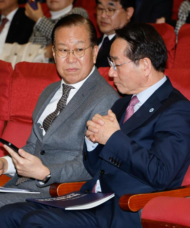 권영세 尹 구속 취소에 늦었지만 아주 잘 된 결정 찾아뵙겠다