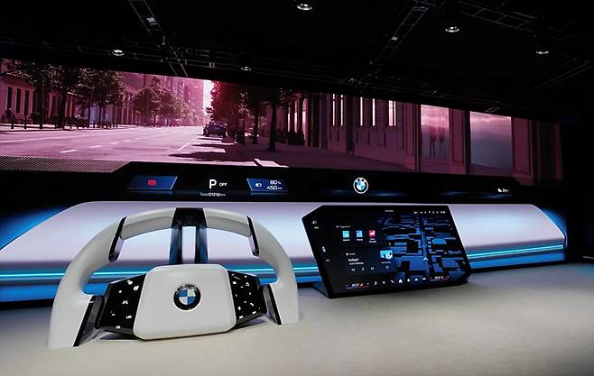 [영상] 'BMW 파노라믹 iDrive'에 대해 알아야할 모든 것 | 글로벌오토뉴스