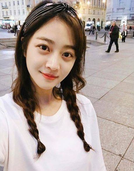 여배우 딸보다 더 예쁘다” 대전 들썩이게 만든 어머니 미모 연예는 내운명