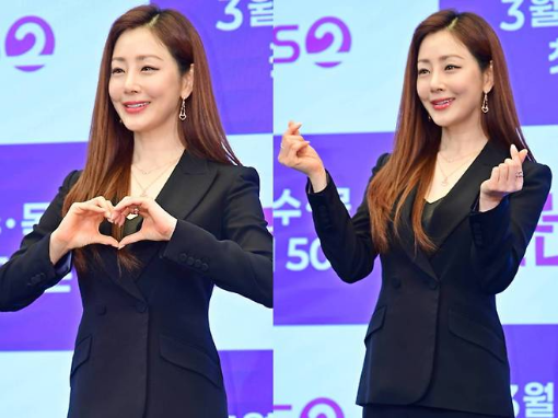 바빠서 결혼은 아직 25년째♥만남 이어오고 있는 50세 최강 동안 여배우 슈트룩