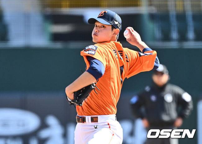 문동주 또 159km 꽂았다, 2이닝 퍼펙트…엄상백도 5이닝 44구 무실점, 한화 시범경기 3연승 [부산 리뷰]