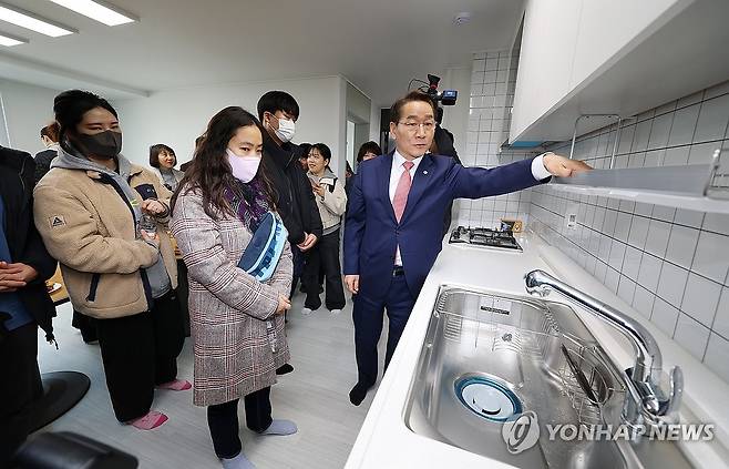 인천 천원주택 입주 경쟁률 73대 13천681가구 신청
