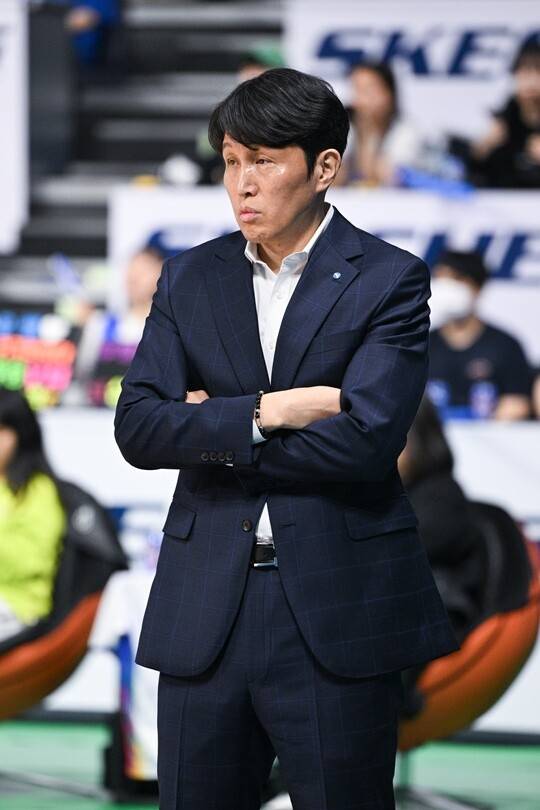 [WKBL FINAL 프리뷰] 전력 쏟아야 하는 우리은행, 기세 유지해야 하는 BNK