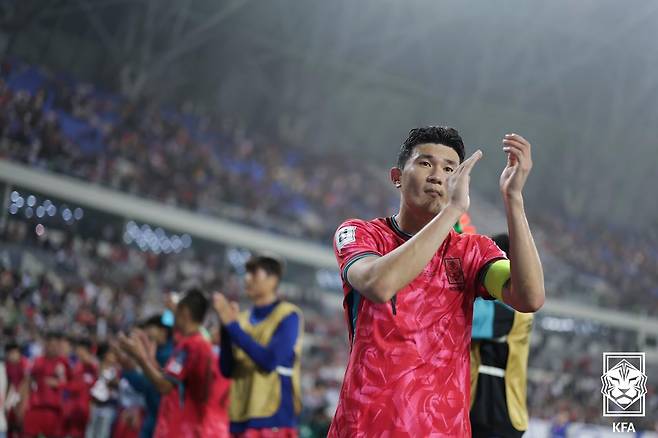 김민재 부상 대표팀 의식한 콤파니 연막수주 결장 예상→요르단전 전날 깜짝 훈련 복귀
