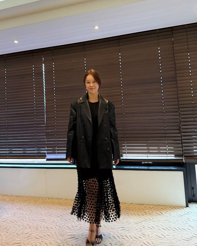 밑바닥 보여도 헤어지지 않겠다결혼 철학 화제된 여가수 일상룩 라이프업