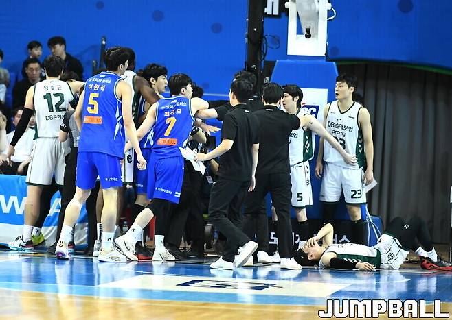 ‘이관희 120만 원-박인웅·구탕 100만 원’ KBL, 벤치 클리어링 재정위원회 제재금 부과