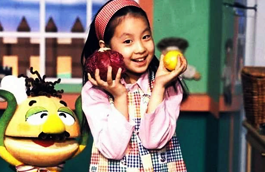 9살에 찍은 광고로 부모님께 한강뷰 아파트 선물한 아역 배우 그녀의 놀라운 현재 웰니스라이프