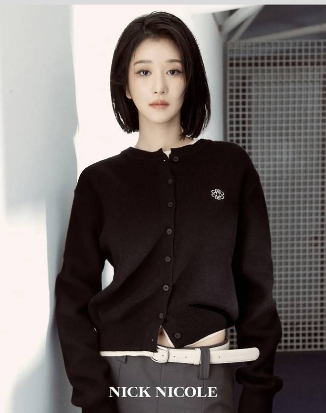 작품 망칠까 봐 거절했어요” 8시간 만에 인생 바뀐 35세 여배우 모던 프레피룩 대본은 내운명