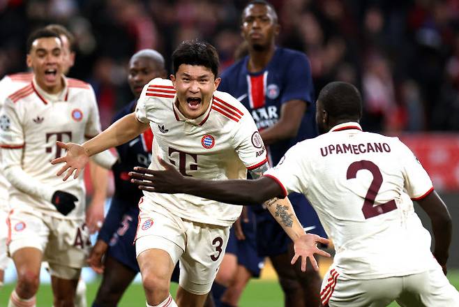 ‘경기력 비판’ 김민재·‘입지 불안’ 이강인, 나란히 EPL 향할까