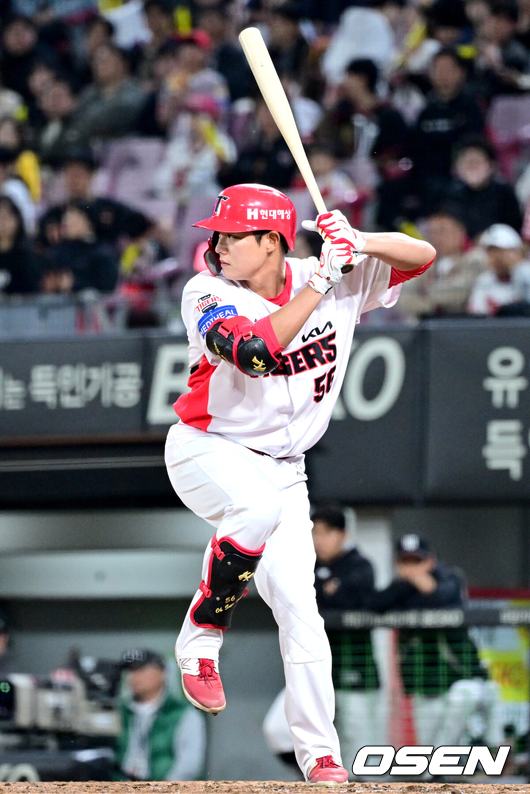 "타석에서 무슨 생각해?" 미남 선배 3점포 이끈 꿀팁, 이래서 '김도영 효과' 무섭다 [오!쎈 광주]