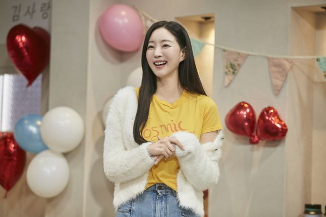 키 173cm에 47세라고 아무도 믿지 않는 여배우"도대체 얼마나 예쁘길래" | 셀럽뉴스