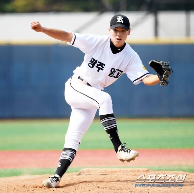 고교 야구 최고 유망주 김성준 Mlb 텍사스 레인저스와 계약 임박