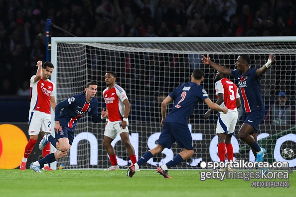 '아스널 폭풍 오열', PSG 1-2 석패 'UCL 준결승 탈락' 패장 아르테타, "간절했기에 눈물 쏟아"...'무너진 19년의 기다림'