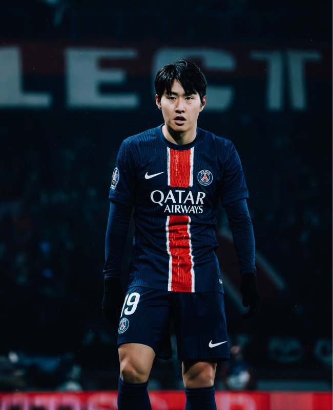 ‘트레블 눈앞’인데 웃지 못하는 이강인, ‘팀 내 입지 ↓’ 이적설 구체화···‘아스널·맨유·뉴캐슬 등 EPL 클럽에 나폴리 가세’