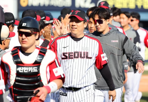 LG, 30승 선착했지만… ‘55.3% 확률’에 웃는 팀, 울던 팀 다 있다! | 케이비알