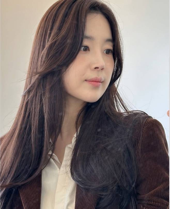 ‘교회 오빠와 결혼 11년 만에 엄마 된 40대 여배우 클래식 캐주얼룩 대본은 내운명
