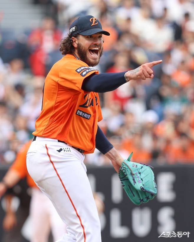 기억에 남은 투수는 많이 없네요” 백전노장의 뇌리에도 강하게 남은 폰세의 18탈삼진 괴력투