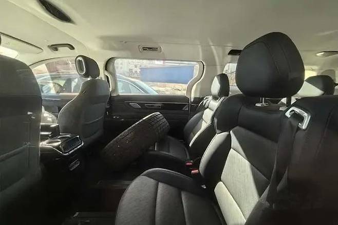 기아 카니발 긴장시킬 전기 패밀리카 등장! 2024 LEVC Xspace 완전해부 | 두맨카