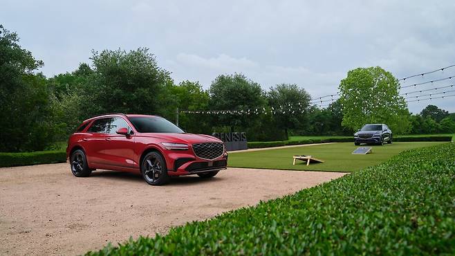 "동급 압도하는 상품성" 제네시스 GV70, 북미 시장서 '최고의 프리미엄 SUV'로 찬사 | M투데이