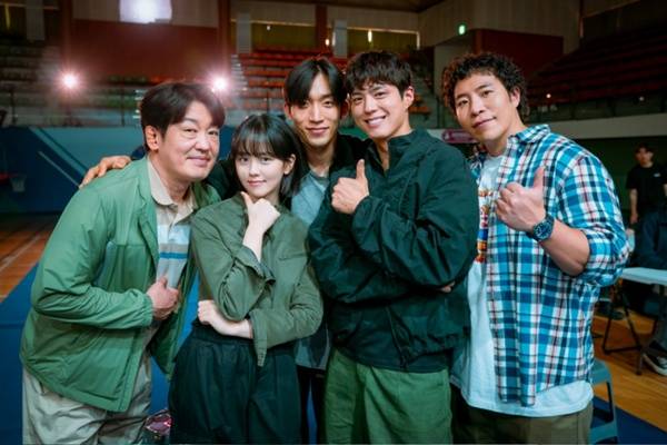 '굿보이' 박보검, 첫방 D-DAY…JTBC 토일극 흥행 바통 이어받을까