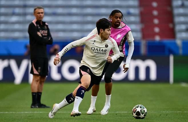 ‘유럽 챔피언’ 이강인, 박지성 이후 17년 만에 한국 선수 우승