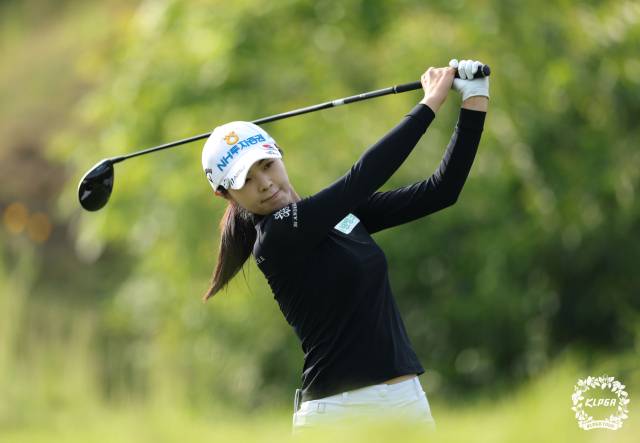 10개 대회서 ‘톱10 딱 2회’ 너무 조용한 ‘2025 KLPGA 루키’들···이번엔 다를까 ‘신인 4명 1R 톱10’