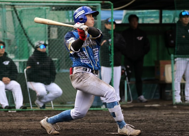 일본도 흥분한 장현진 SSG 입단…"NPB 2군 뛰며 급성장, 도약 기대돼"