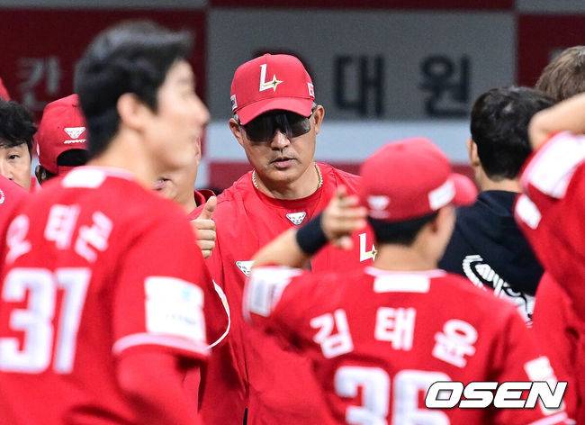 ‘화이트 5승+12안타 대폭발→2연승 질주’ 이숭용 감독 “화이트와 타선의 활약으로 승리” [오!쎈 고척]