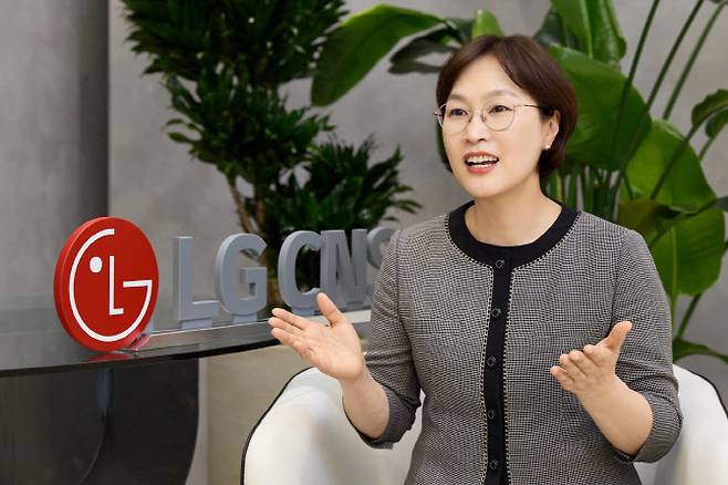 LG CNS, ERP 시장 판 바꾼다…"AI로 업무 방식 혁신"