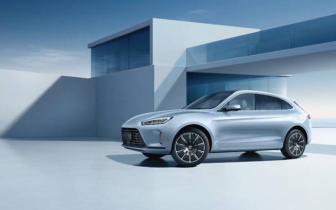 “BYD만 무너지는 게 아니다”… 中 전기차 산업 ‘붕괴 조짐’ | EV-Hotissue