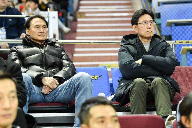 ‘슈퍼팀 KCC 4인방’ 국가대표팀 전원 탈락 이유는? 안준호 감독 “팀보다 더 빛나는 선수 없다”