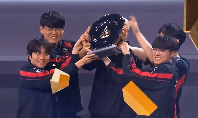 네이버·SOOP 모두 군침 흘린 'EWC', 어떤 대회길래