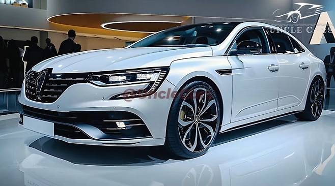 “쏘나타 긴장해!” 르노 SM6 풀체인지, HEV로 화려하게 부활? | 모터포스 - 포뮬러1 정복