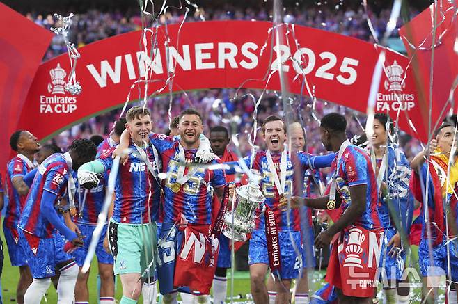 EPL 팰리스, UEFA 규정 위반으로 UEL아닌 UECL 출전